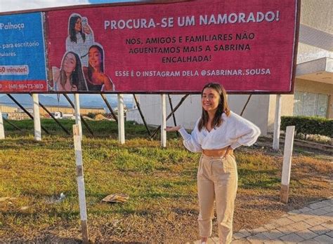 Influencer Viraliza Após Família E Amigos Colocarem Outdoor Em Busca De