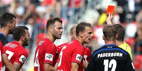 RWE verliert Spiel und MöckelAktuelle News FC Rot Weiß Erfurt