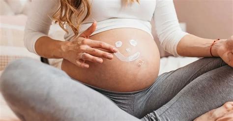Jak zadbać o skórę na brzuchu w trakcie ciąży Domowe triki