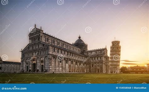 Torre Pendente Di Pisa Pisa In Italia Fotografia Stock Immagine Di