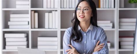 Tracie H On Linkedin Discover The Key Differences Between Customer