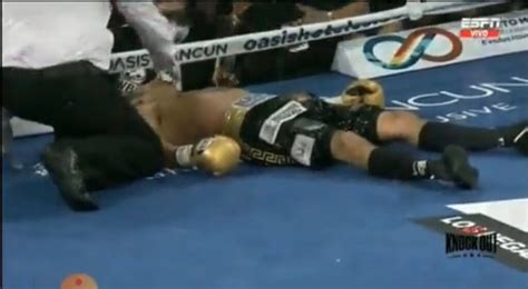 Muere El Boxeador Mexicano Moisés Fuentes Un Año Después De Un Nocaut