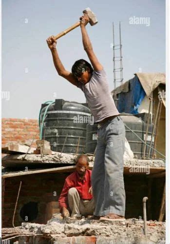 Construction Labour Service In Budaun Id 2850917951912