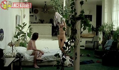 Naked Stefania Sandrelli In Le Voyage De Noces