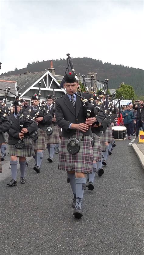 Video Reel Of Gordonstoun School Pipe Band Playing As They Marched