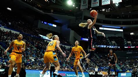 AUDIO Paige Bueckers Aaliyah Edwards Nika Mühl UConn WBB postgame