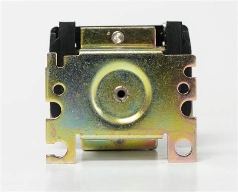 General Purpose 24v Switching Relay Mccombs Supply Co 90 340