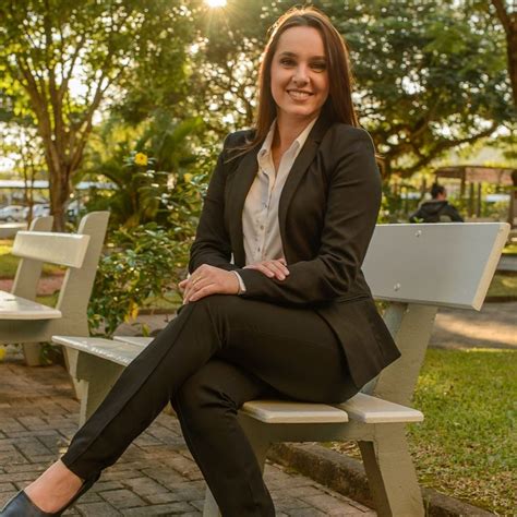 Sabrina De Castro Coach Integral Sistêmico Porto Alegre Rs
