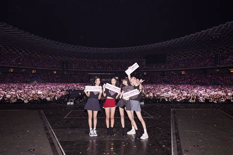 Blackpink高雄演唱會精彩回顧！lisa鋼管舞性感爆棚、四閨女互動超可愛 Blackpink、blackpink演唱會