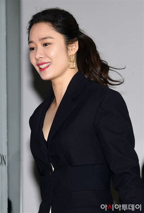 포토 김현주 화사한 미소와 함께 아시아투데이