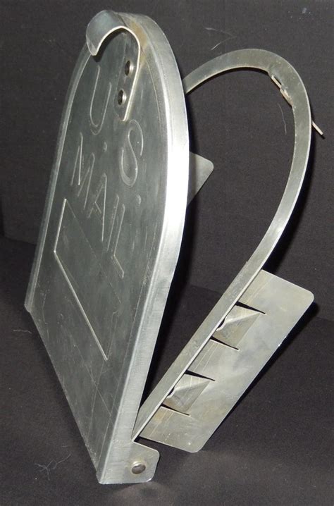 How To Fix A Mailbox Door Diy Methods For Metal Plastic And Brick
