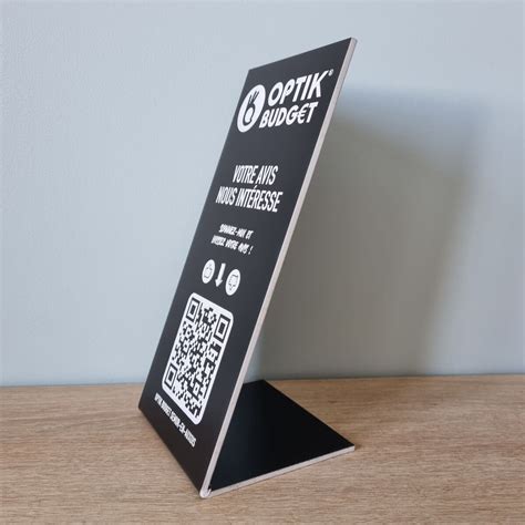 Support Qr Code Avec Logo à Scanner Pour Obtenir Des Avis Primolaser