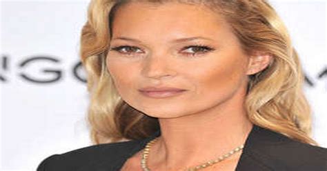 Moss Turns Dj For Fashion Party Daily Star