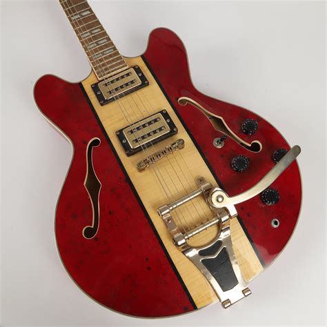 Elgitarr Röd Övrigt Musikinstrument Auctionet