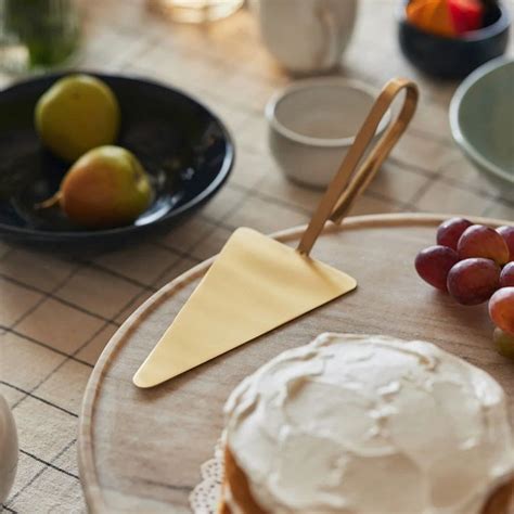 Fleck Loop Cake Server West Elm