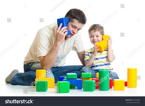 13 319 imágenes de Padres enseñando a su hijo fondo blanco Imágenes