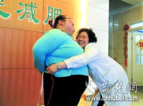 250斤胖子如何减肥胖子减肥后五官变化 随意云