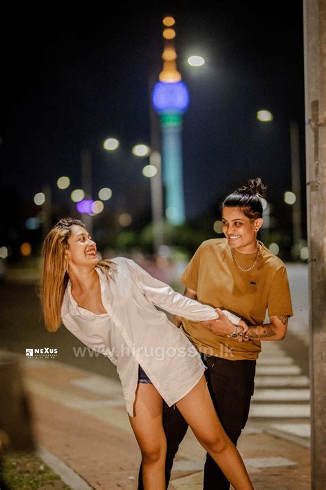 එයත් කෙල්ලෙක් මමත් කෙල්ලෙක් ඒත් මේ තමයි අපේ ආදරේ ” බුකියම