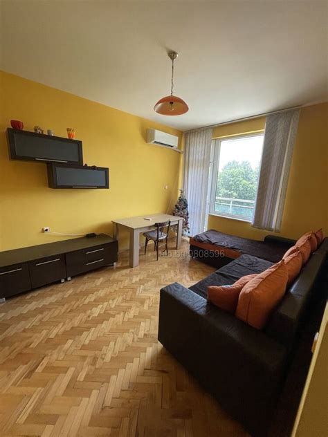 Кърджали Дава се под наем Двустаен апартамент под наем 75 кв м Обзаведен Непоследен етаж