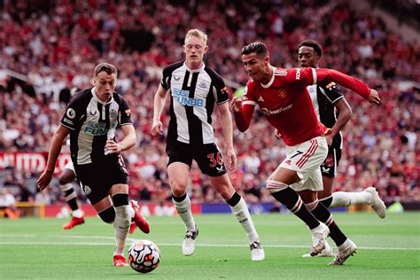 Gol De Cristiano Ronaldo En Su Debut Con El Manchester United