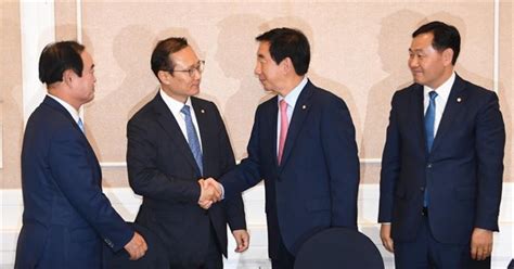 포토 20대 국회 후반기 원 구성 협상 시작