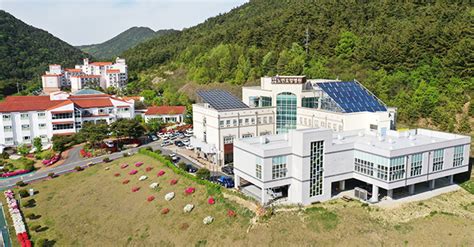 사랑과 정성으로 함께하는 서천군립노인요양병원
