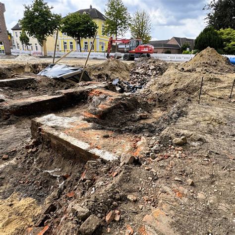 Mauerfund Am Reeser Busbahnhof