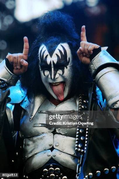 Albert Simmons Photos And Premium High Res Pictures Getty Images