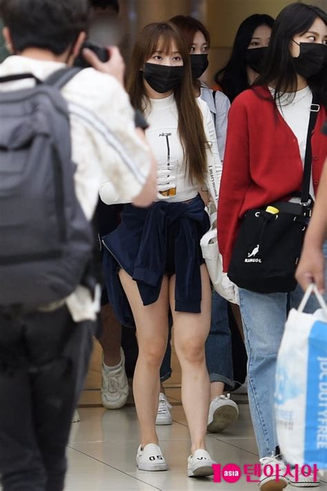 Ten 포토 이달의소녀 비비 하의실종 최강자 텐아시아