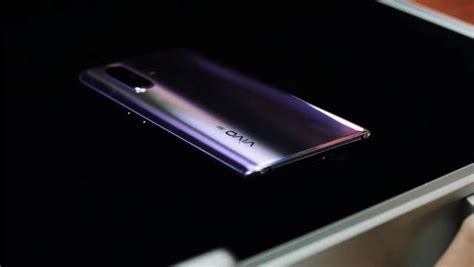 Vivo X30系列來襲，60倍變焦和雙模5g搶眼，將與華為旗艦同台競技 每日頭條