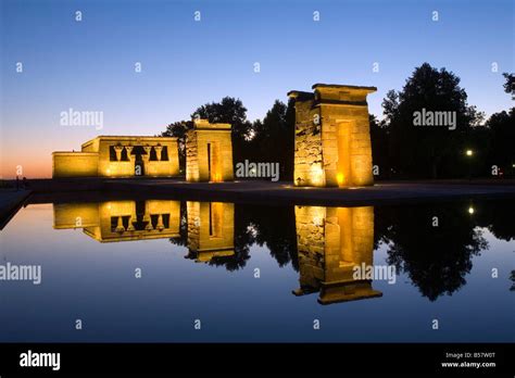 Debod Temple Madrid Spain Europe Stock Photo Alamy