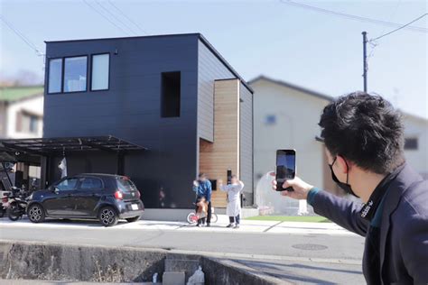 オーナー様宅見学会「空間同士が緩やかにつながる、 広々とした明るい玄関土間のある家」 Vita