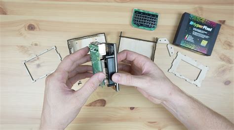 plugging raspberry pi into displays gpio pins the diy life