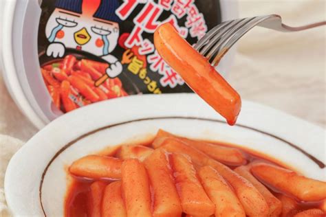 韓国グルメ好き注目！ブルダックシリーズの新作トッポギ2種を食べ比べ Macaroni