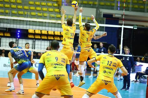 Modena Volley Gazzetta Di Modena Modena Si Inchina A Trento