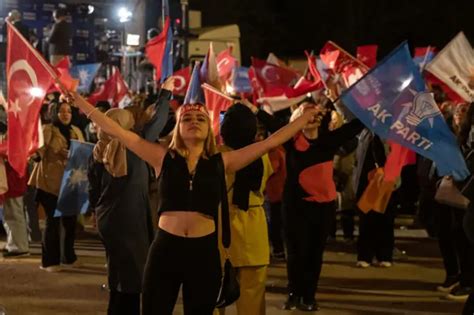 Seçim sonuçları Cumhur İttifakının Mecliste çoğunluğu sağlaması
