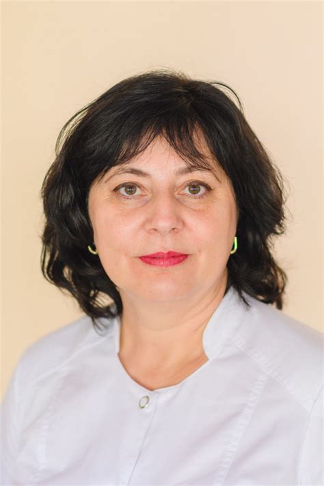 Доц Павлина Пенева дм Пулмолог Белодробни болести Вътрешни болести Варна Супердок