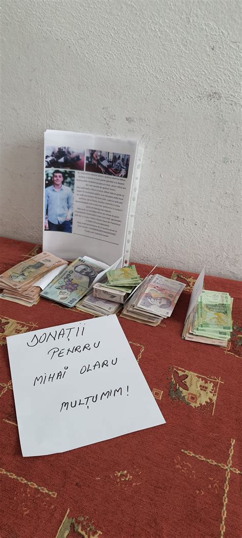 Părinții elevilor din Podenii Noi au donat banii cu care ar fi cumpărat