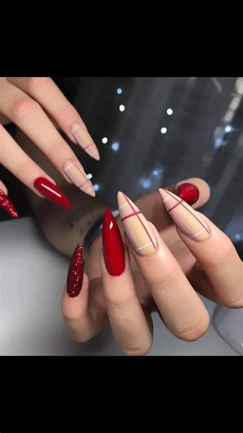 Pin By Gabby Anguiano On Christmas Nails Holiday Nails Xmas Nails