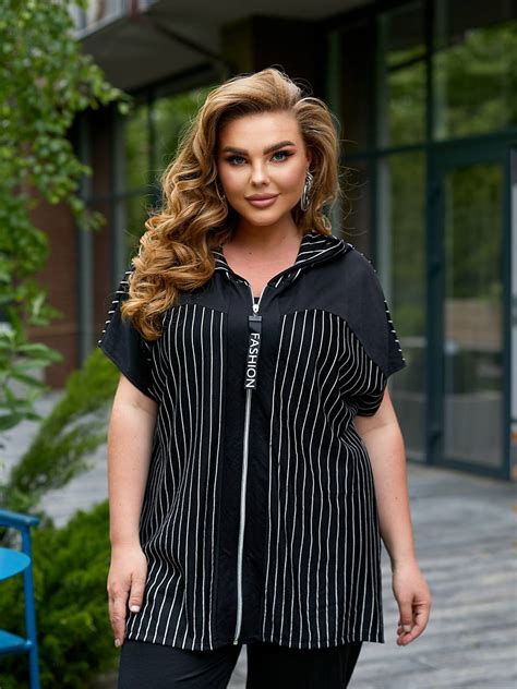 Купити Костюм смужка 1413 ціна опт роздріб інтернет магазин одягу Україна відгуки Bicoop Shop