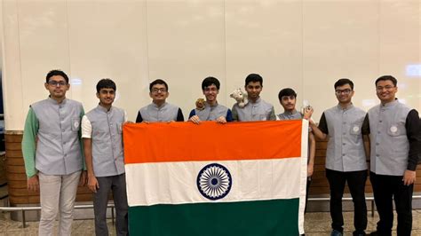 4 Gold And 1 Silver — Meet The Winners Of International Mathematics