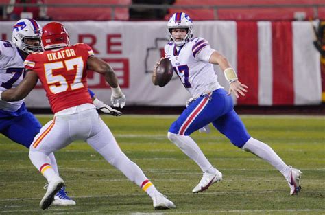 Bills Qb Josh Allen Reacts After Supermarket Shooting In Buffalo Leaves