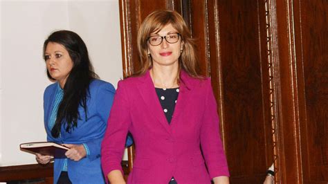 Захариева Напрежението във ВСС е голямо Новини бг