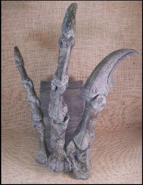 Dinosaur Allosaurus Hand W Claws Cast Replica 15and12 Large Allosau
