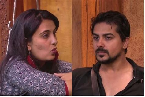 Bigg Boss Marathi Pushkar Jog Tells A Heartbreaking Tale To Sai Lokur