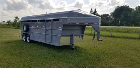 Livestock Trailers | MB, SK, AB | Real Industries