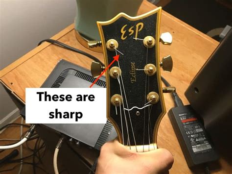 Can Guitar Strings Cut Your Fingers Traveling Guitarist