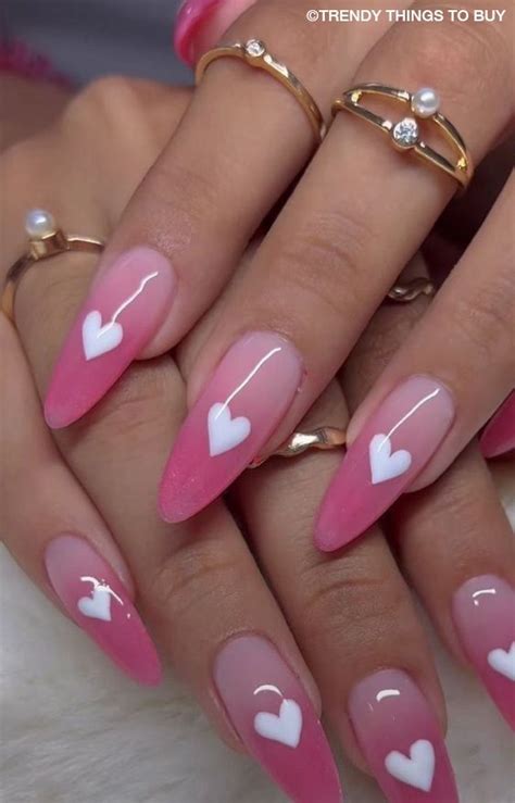 أظافر مناكير لون وردي فاتح Gel Nails Nail Designs Valentines
