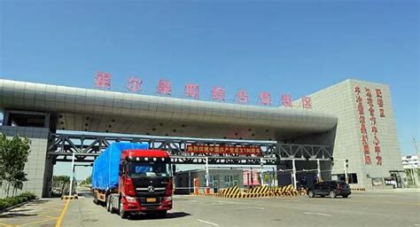 霍尔果斯跨境电商出口贸易额突破10亿元人民币
