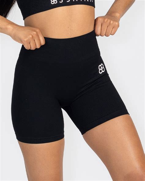 Ribbed Black Shorty Sbrina